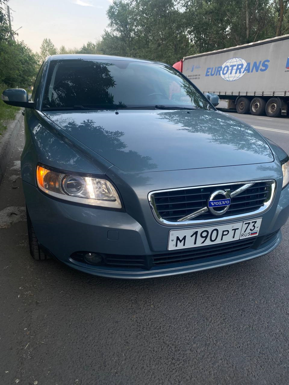 Замена решётки радиатора — Volvo S40 (2G), 1,6 л, 2008 года ...
