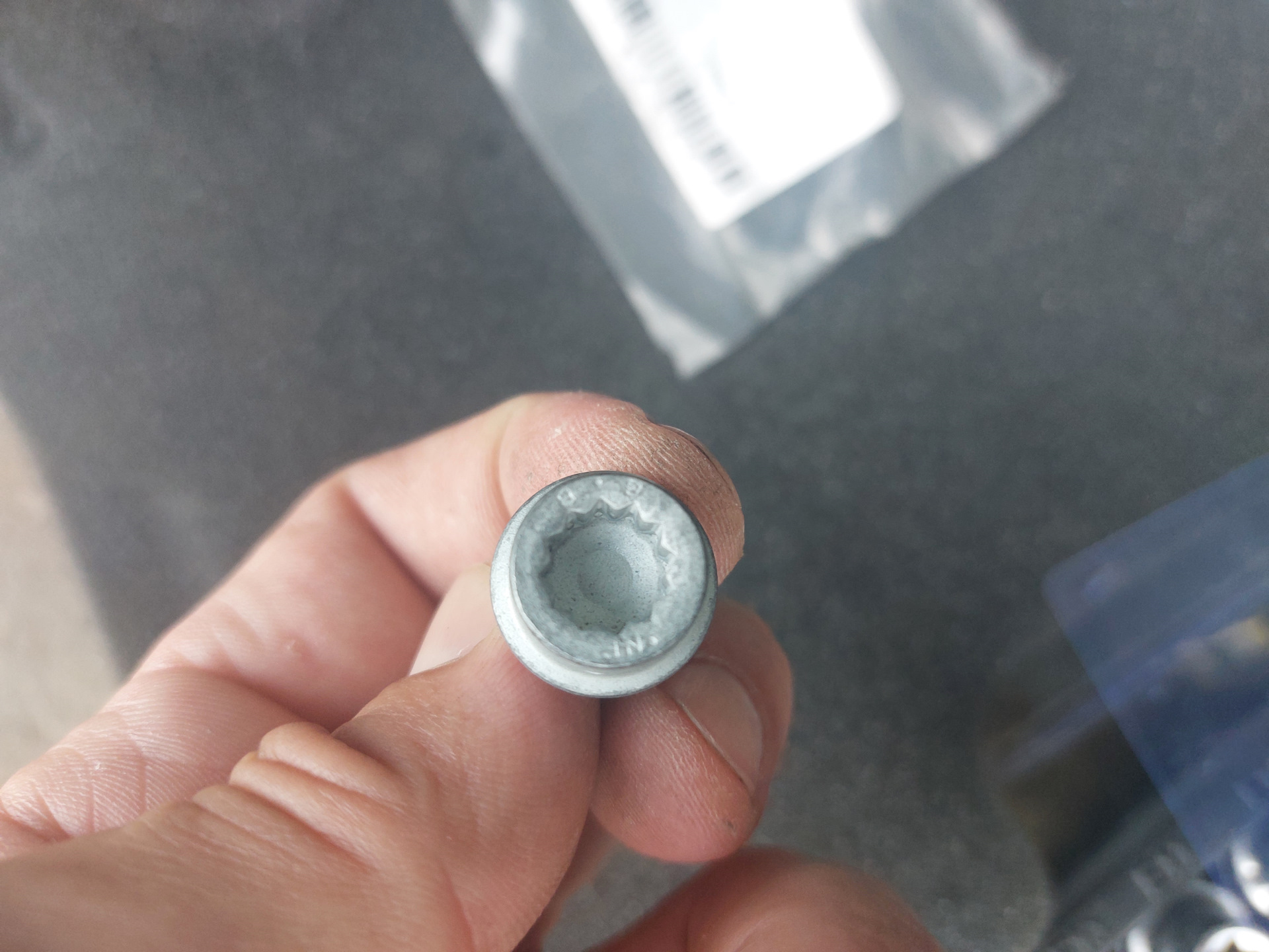 Болт на место, или всё "по фен-шую" — SEAT Toledo (3G), 1,6 л, 2008 ...