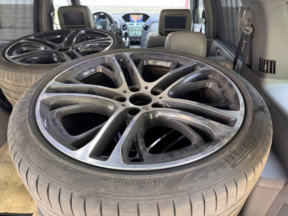 Диски BMW Style 310M на Honda Pilot : когда немецкий педантизм ...