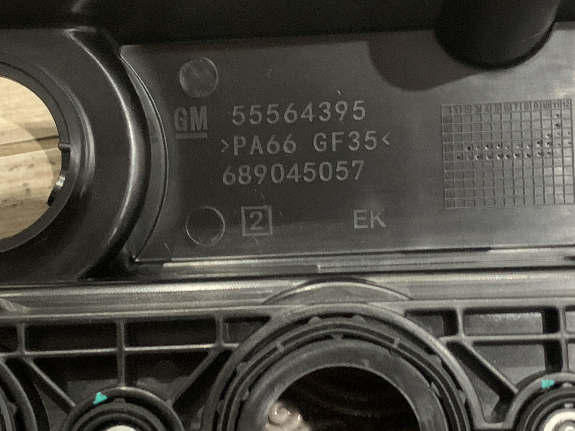 Замена клапанной крышки, корпуса термостата. — Opel Mokka (1G), 1,8 л ...