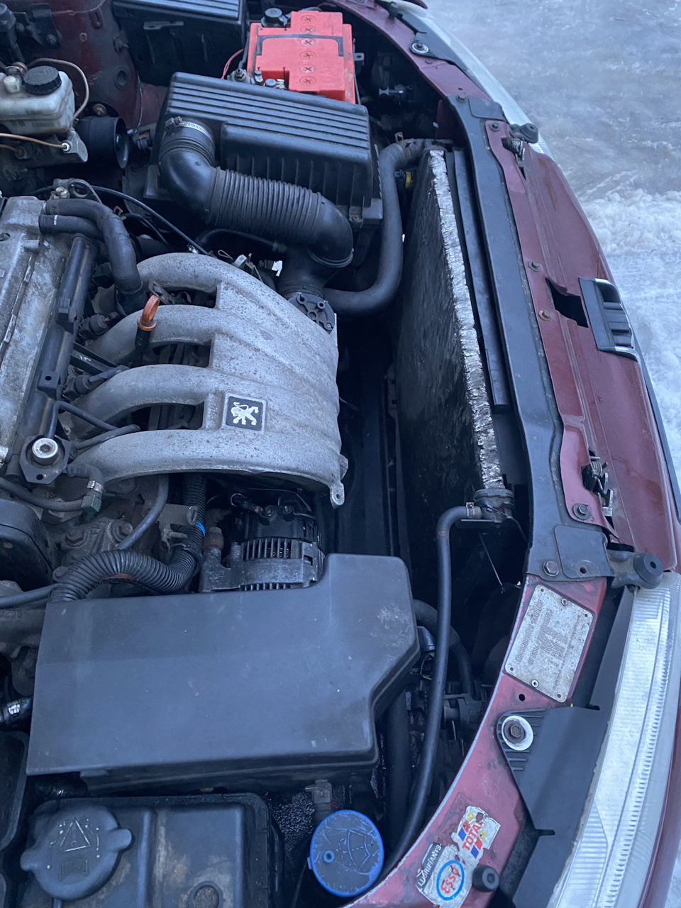 Замена радиатора со встроеным расширительным бачком — Peugeot 406, 1,8 ...