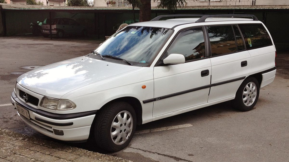 Opel Astra F 1.8 бензиновый 1997 | на DRIVE2