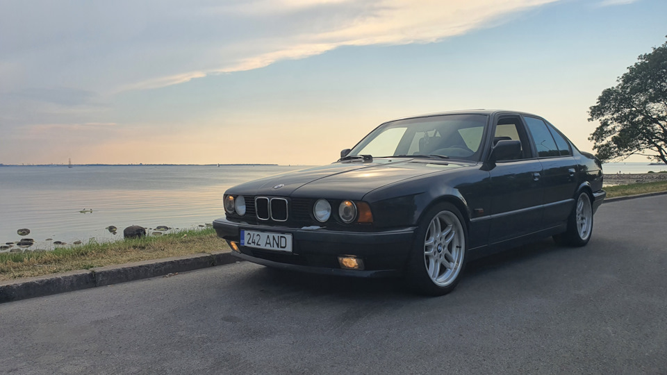 ТИЗЕР II док. Фильма 2 : "BROTHERS:E34" ВЗЛЕТЫ И ПАДЕНИЯ : BMW E34 — BMW 5 series (E34), 3,5 л ...