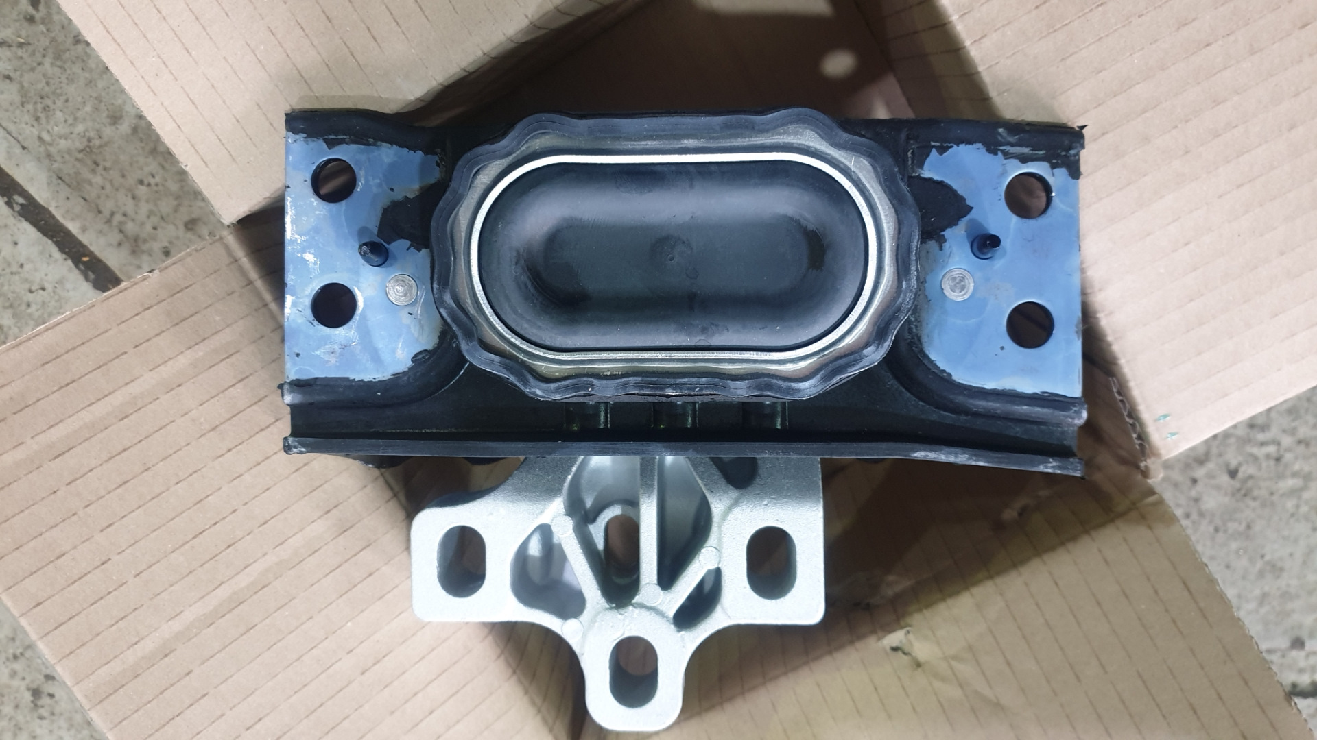 Частица Kodiaq RS для трактора. Гидроопора DSG 5QA199555F — Skoda ...