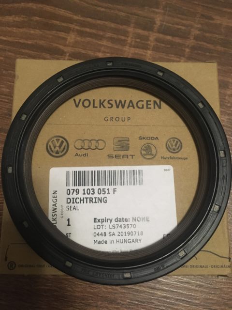 079103051F Сальник коленвала задний / AUDI, VW 2.4-5.2 03~ VAG ...