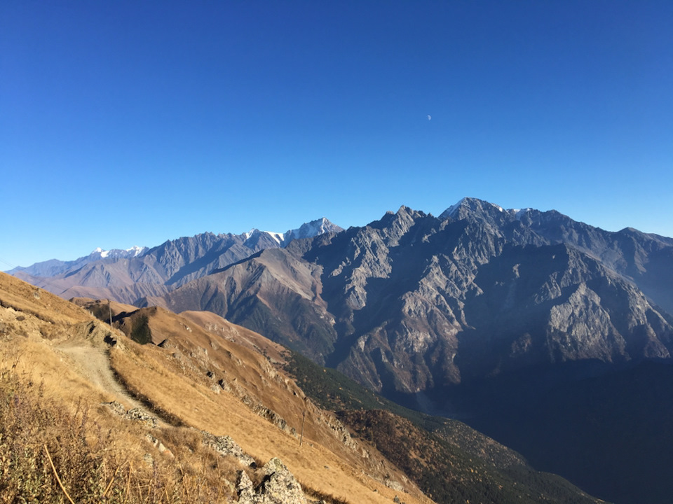 909140002 Втулка порога нижняя SUBARU | Запчасти на DRIVE2