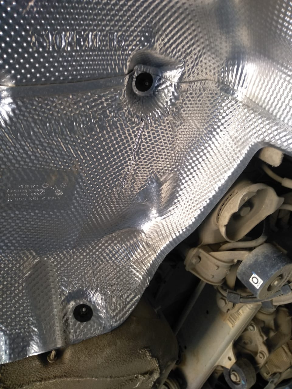 Раздвоенный выхлоп BMW F10 535i с двойными насадками — BMW 5 series ...