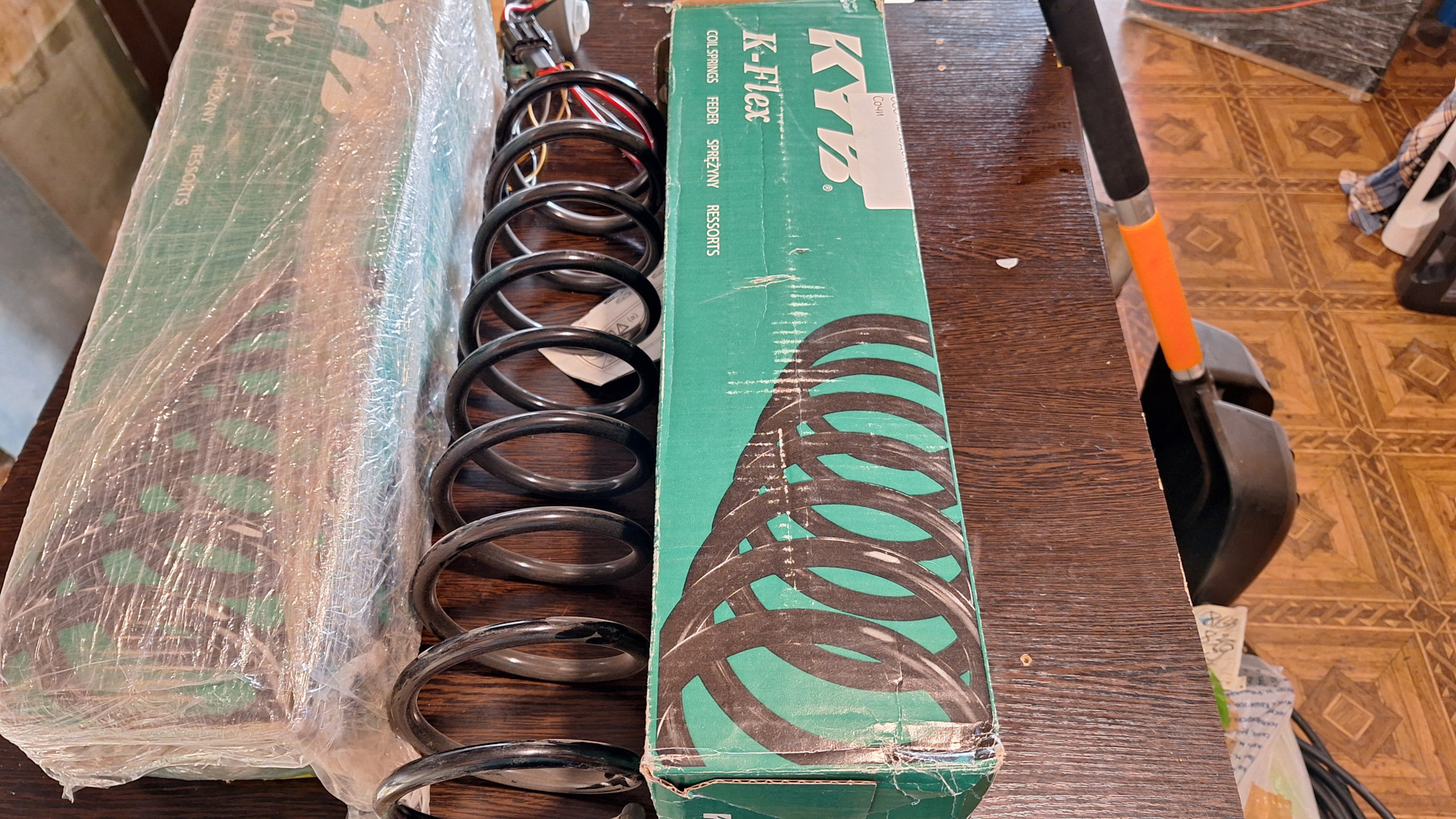 Пружины Kayaba, Амортизаторы Kayaba Premium. — Lada 21041, 1,6 л, 2011 ...