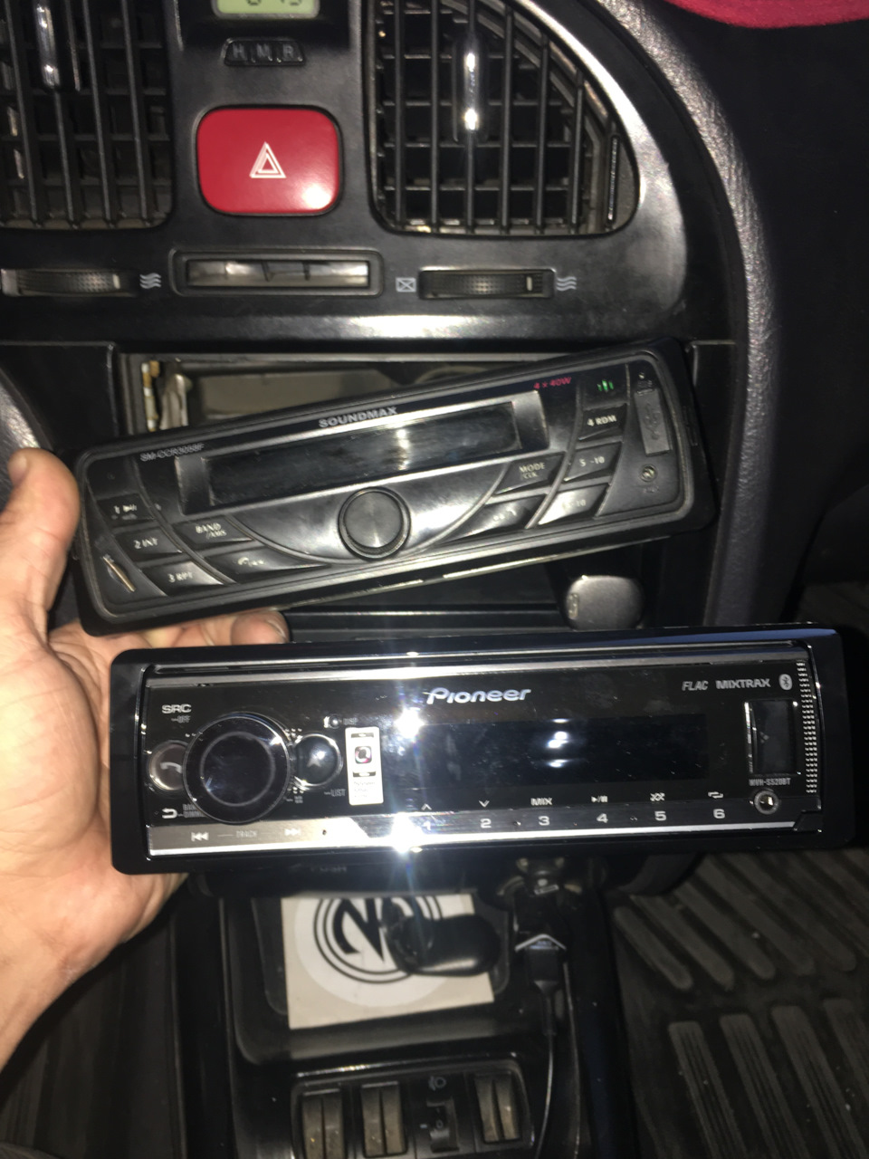 Магнитола Pioneer MVH-S520BT — Hyundai Elantra (3G), 1,6 л, 2004 года ...