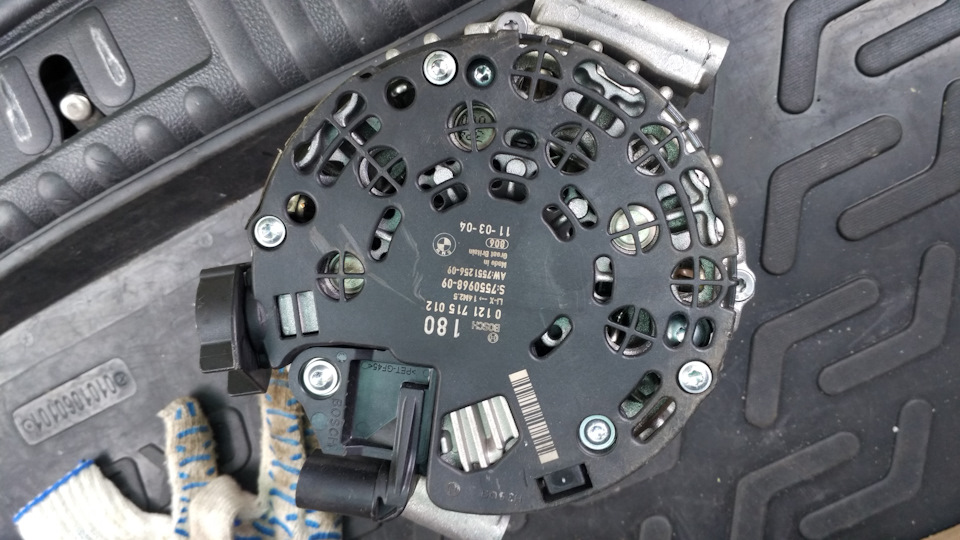 0121715012 Генератор BOSCH | Запчасти на DRIVE2