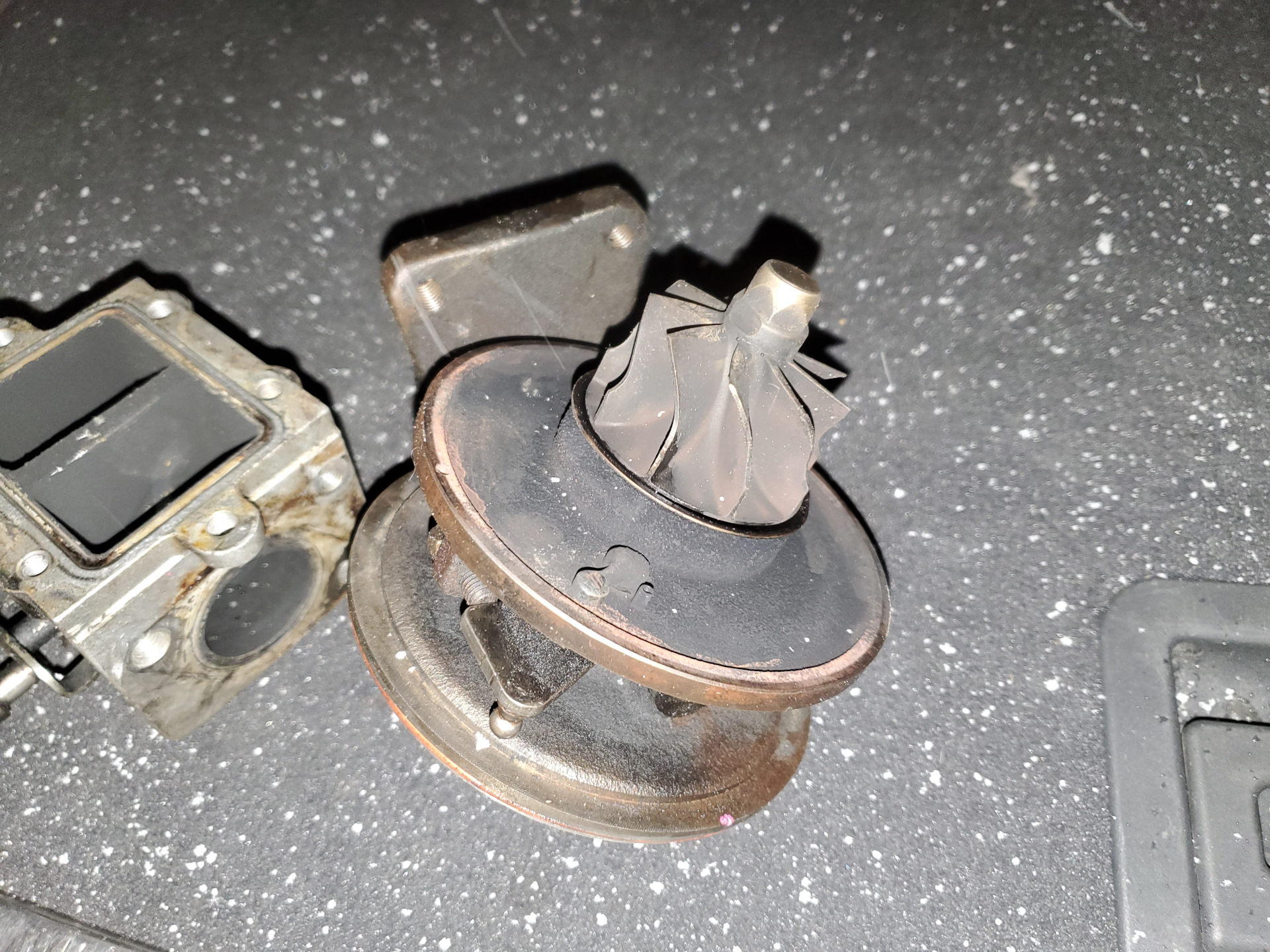 Ребилд турбины, настройка + новый EGR — Audi Q7 (1G), 3 л, 2006 года ...