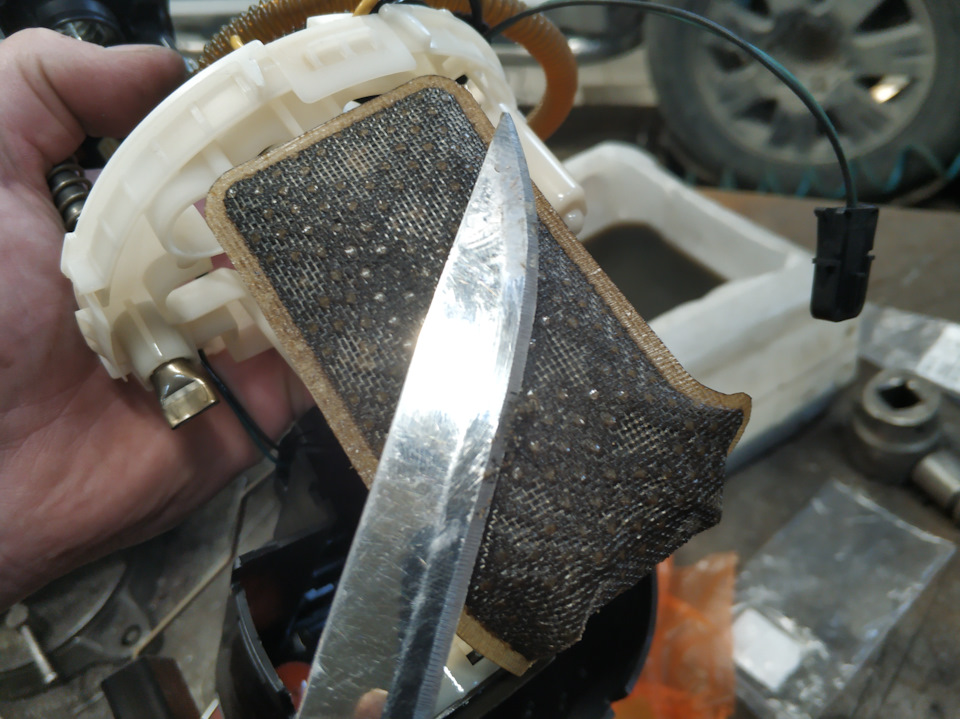 17. Ревизия топливной системы — Volvo S80 (2G), 3,2 л, 2007 года ...