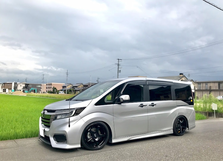 Цвета Stepwgn RP — Honda Stepwgn (5G), 2 л, 2018 года | фотография | DRIVE2