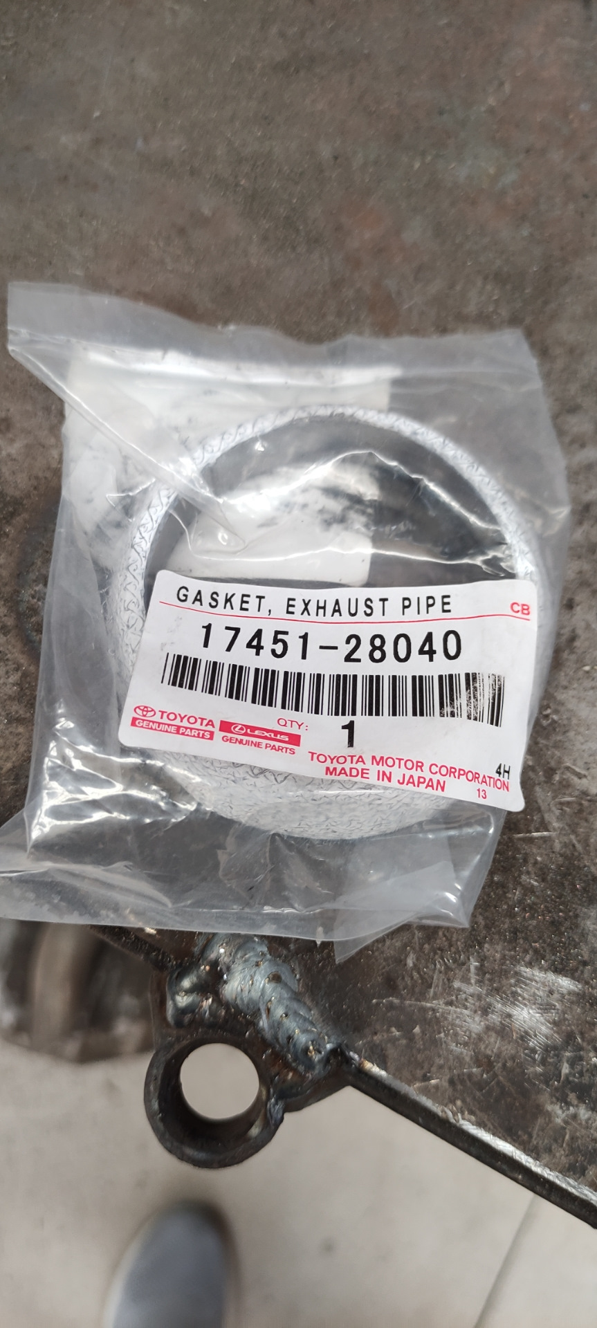 Ремонт выхлопной системы. — Toyota Isis, 1,8 л, 2010 года | визит на ...