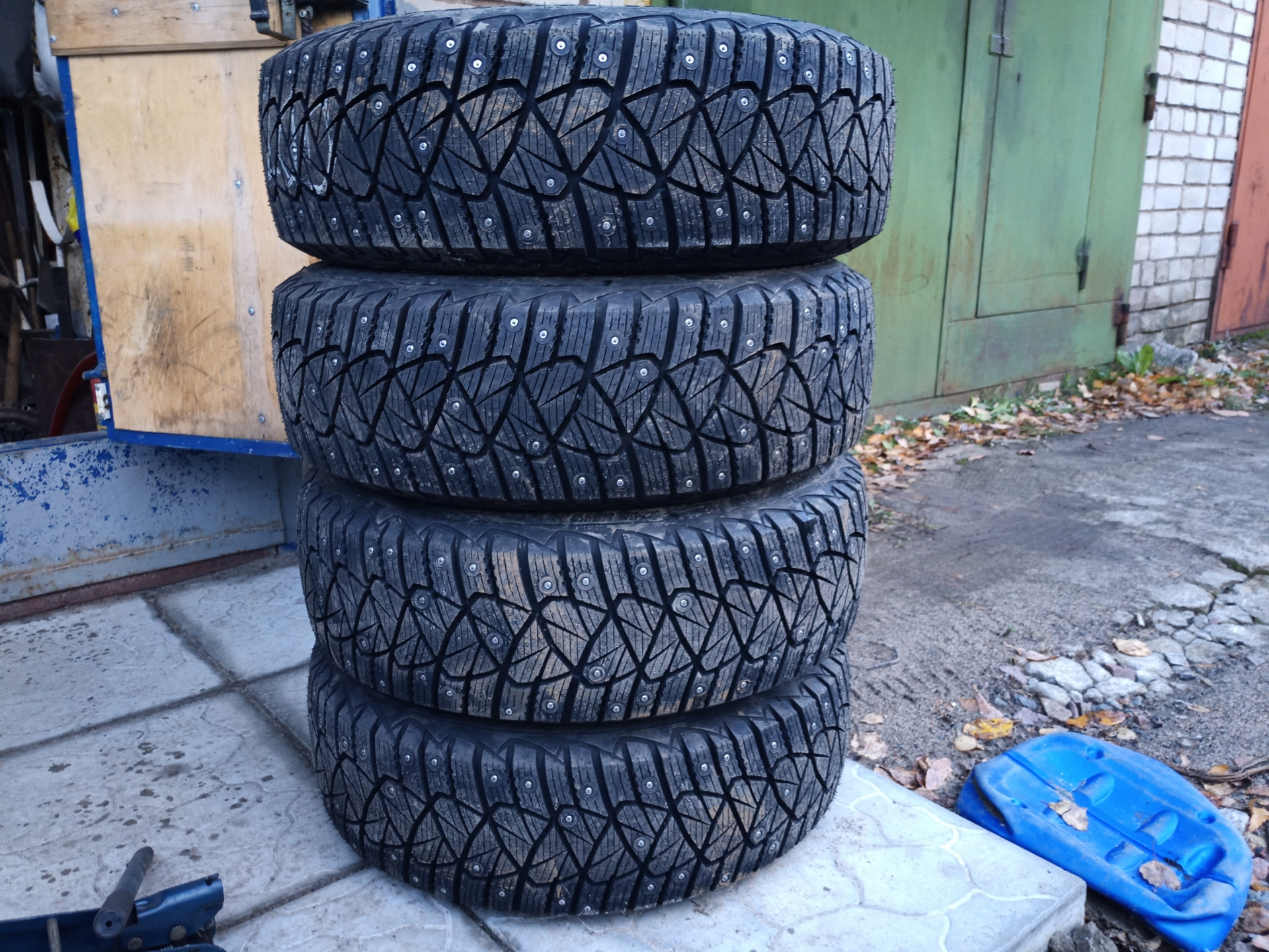 Сезонная смена колёс — Mazda 3 (2G) BL, 1,6 л, 2011 года | шины | DRIVE2