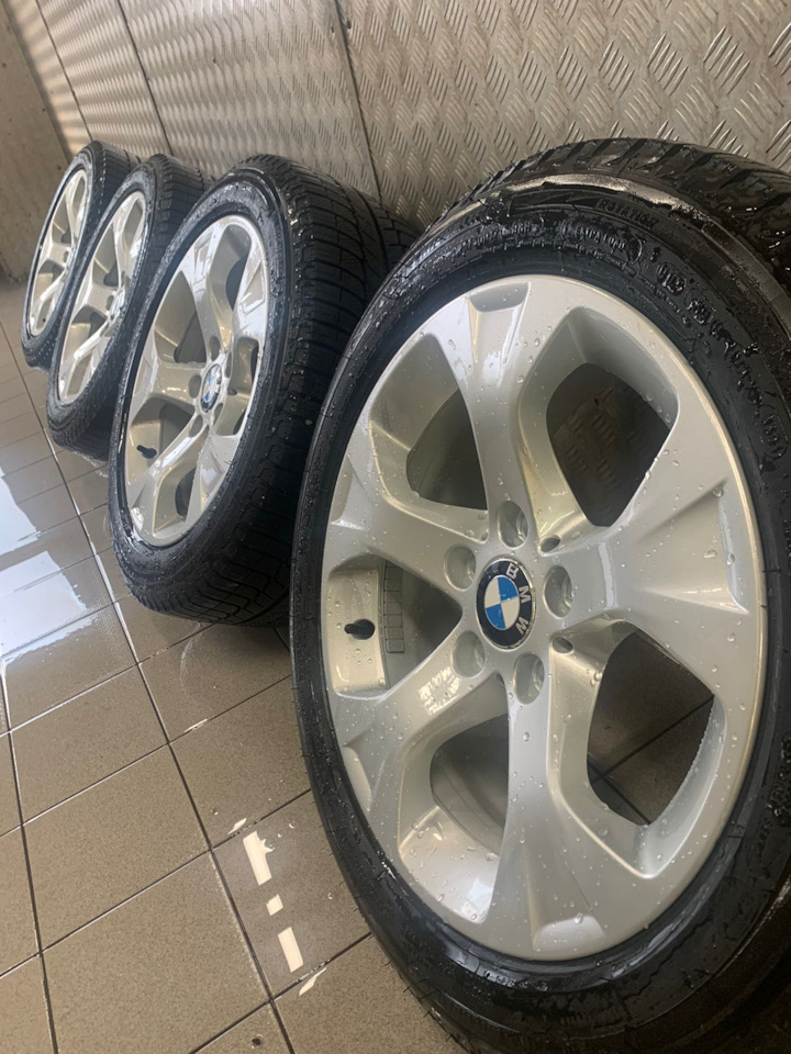 Шины зимние нешипованные Michelin 225/50 R17, литые диски BMW 7,5Jx17 ...