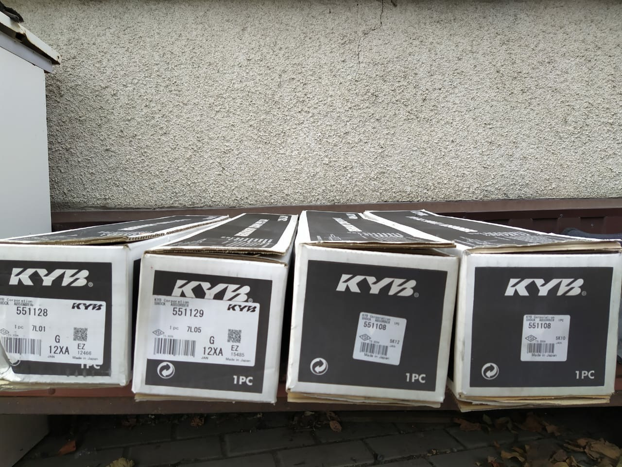 Амортизаторы KYB новые комплект Lexus GS 350 AWD — Lexus GS (S190), 3,5 ...