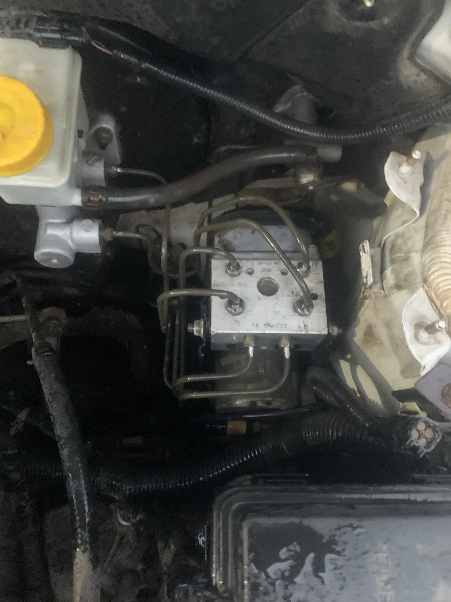 Блок ABS-TCS Bosh — Chevrolet Lacetti Sedan, 1,6 л, 2005 года | своими руками | DRIVE2