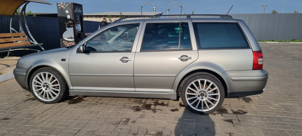 Диски Golf 4 R32 — Volkswagen Golf Mk4, 1,9 л, 2002 года | колёсные ...