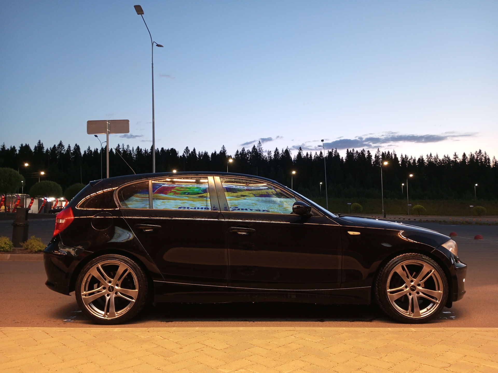 Диски нормальные поставь — BMW 1 series (E81/E87), 1,8 л, 2007 года | колёсные диски | DRIVE2