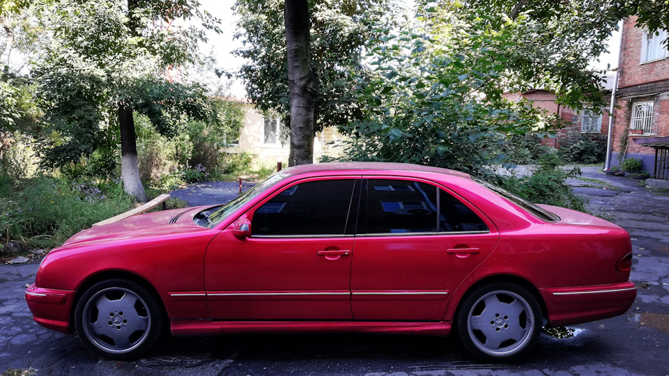 Mercedes-Benz E-Class (W210) 2.4 бензиновый 2000 | Red Devil by ///AMG ...
