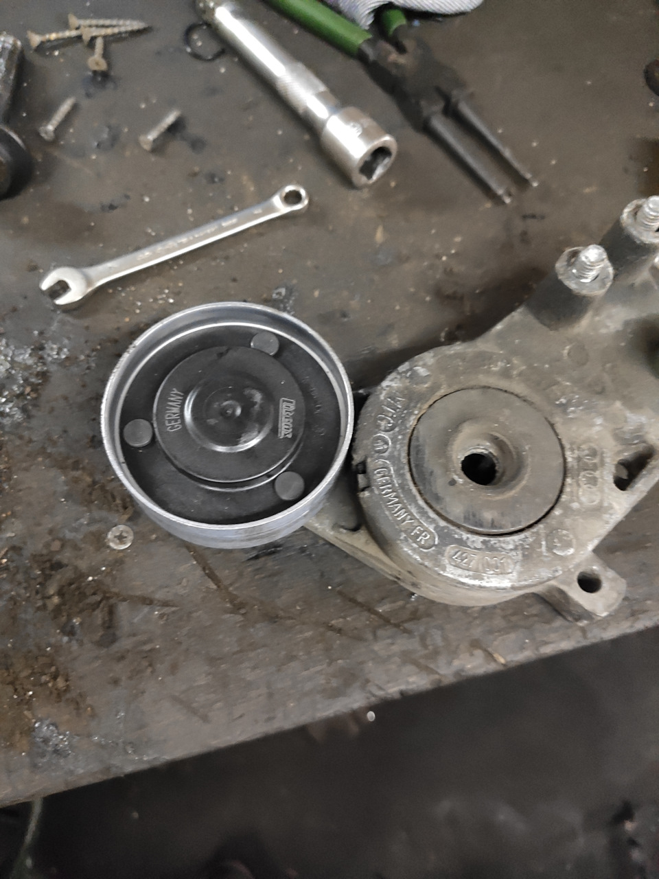 ГРМ — Audi S6 (C4), 2,2 л, 1995 года | плановое ТО | DRIVE2