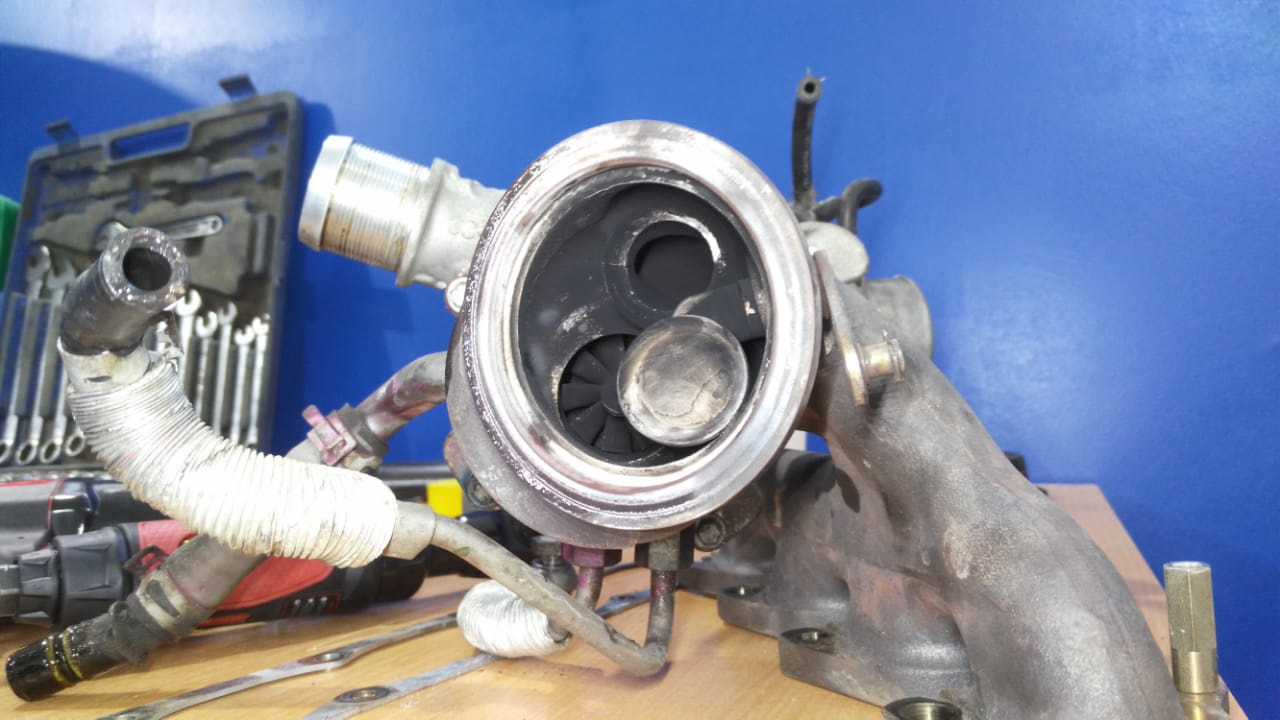 Опять турбина) — Opel Astra J GTC, 1,4 л., 2012 года | визит на сервис ...