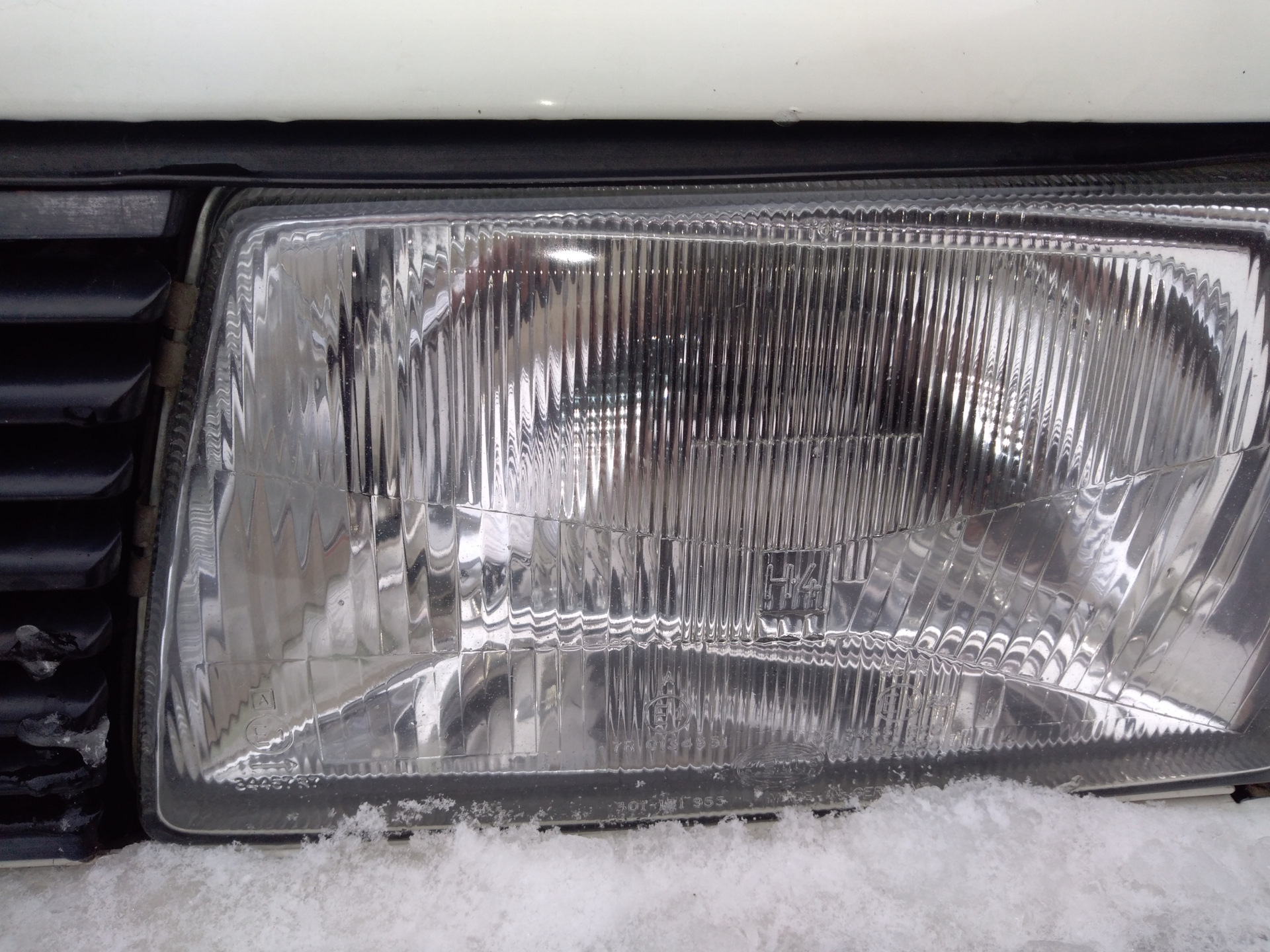 Нужна фара — Audi 100 (C3), 1,8 л, 1987 года | своими руками | DRIVE2