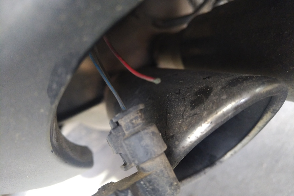 Обрыв провода на парктронике — Skoda Superb Mk2, 1,8 л, 2010 года ...
