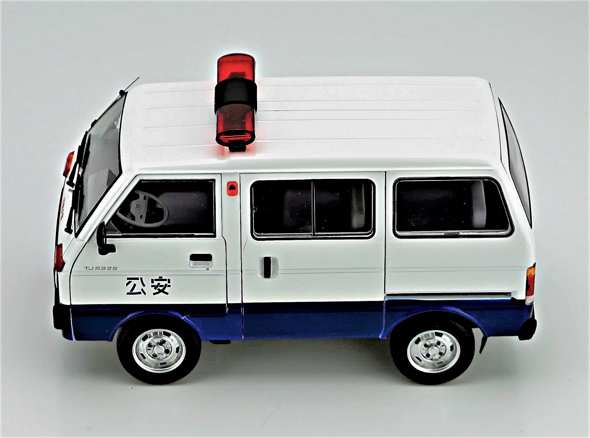 Yiqi Chinese Tianjin 1984 Dafa TJ110 POLICE #1 — DRIVE2