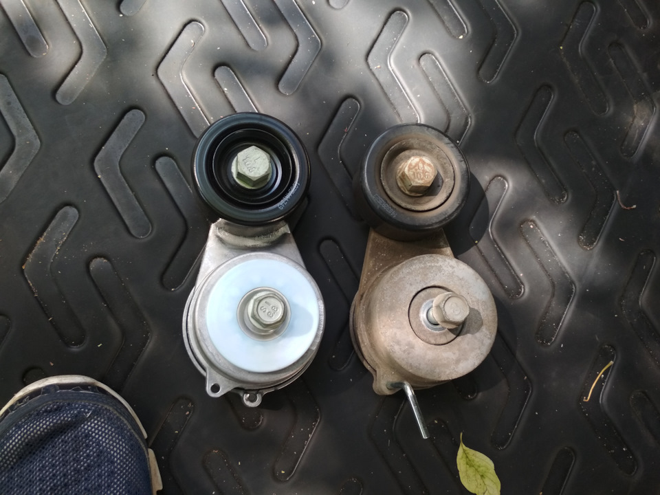 Замена ремня, роликов и шкива коленвала, передних тормозных дисков ...