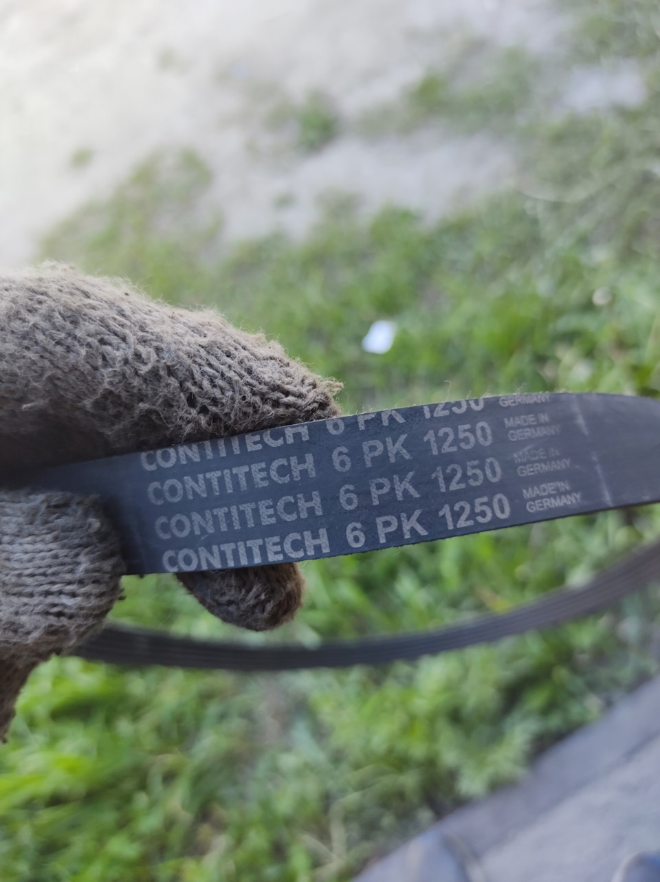 Замена приводного ремня Dayco 6PK1250 — Ford Kuga (1G), 2 л, 2011 года ...