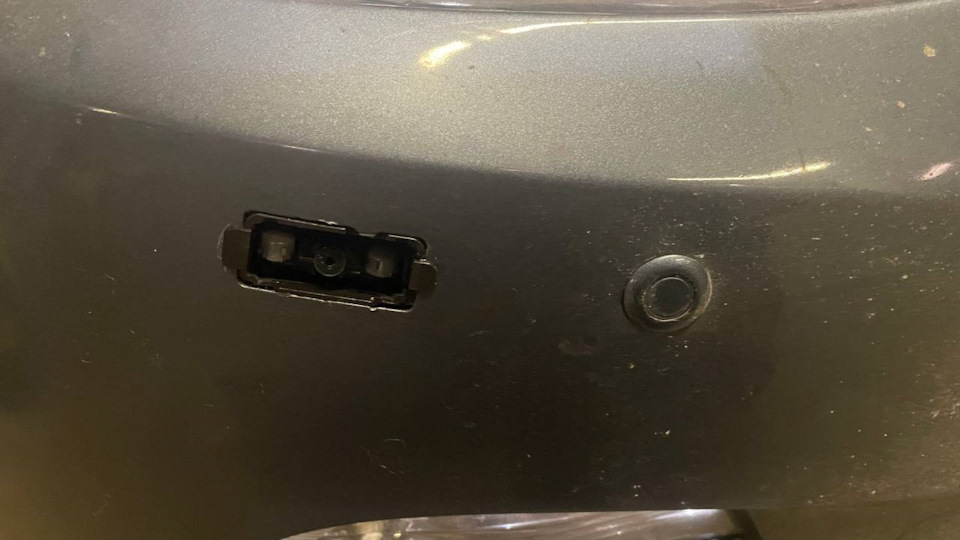 Замена форсунки омывателя фары — Mazda 3 (3G) BM, 2 л, 2015 года ...