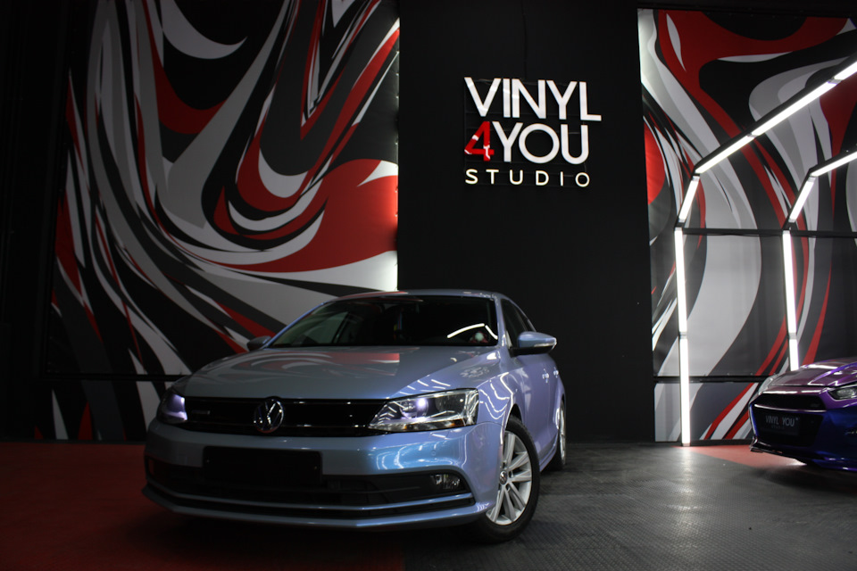 Оклейка Jetta в TeckWrap DS04G Azure Maya Blue — Vinyl4you Studio на DRIVE2