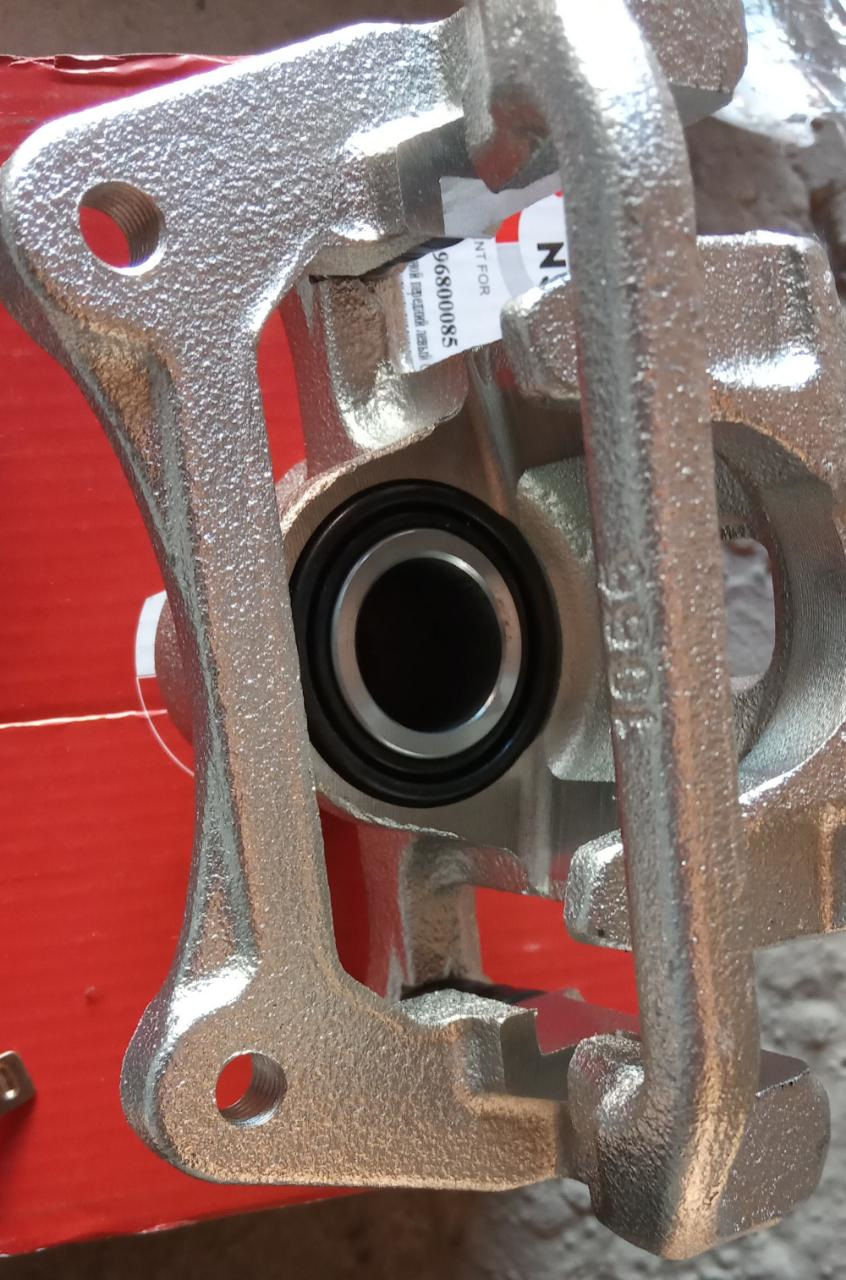 96800085 Суппорт тормозной задний левый / Chevrolet Lacetti 03~ GM ...