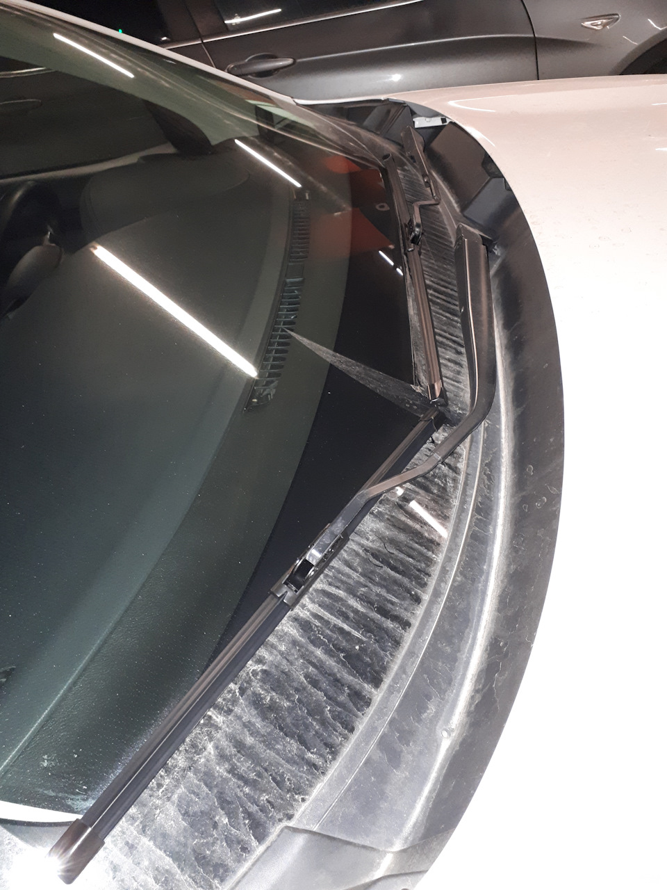 Замена дворников/щеток стеклоочистителя — Mitsubishi Outlander (3G), 2 ...