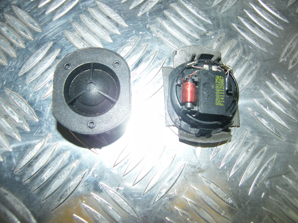 Установка штатной акустики Cabasse + Renault Audio Connection Box или ...