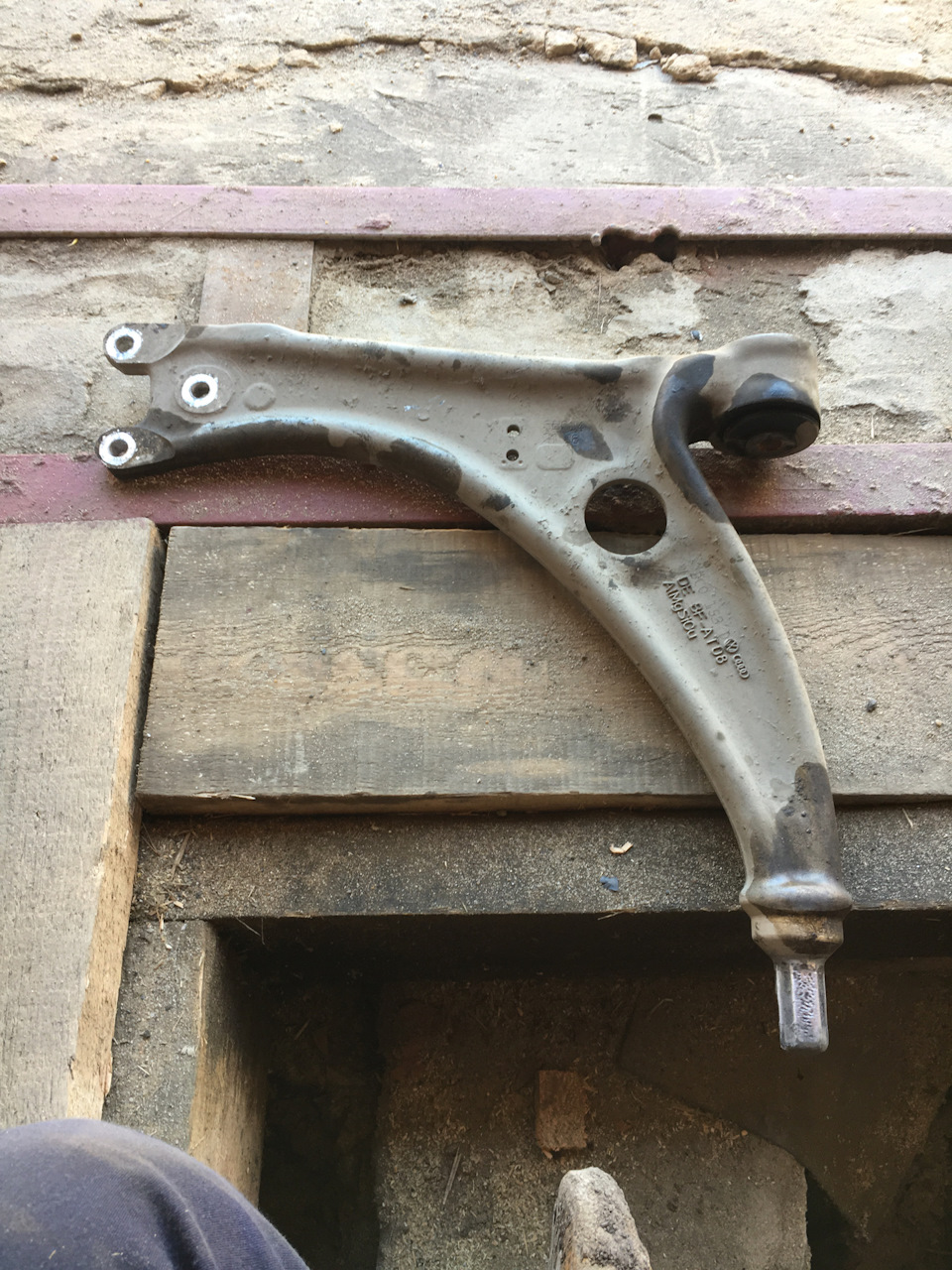 Передняя подвеска ч1. — Volkswagen Passat B6, 1,8 л, 2009 года | своими ...