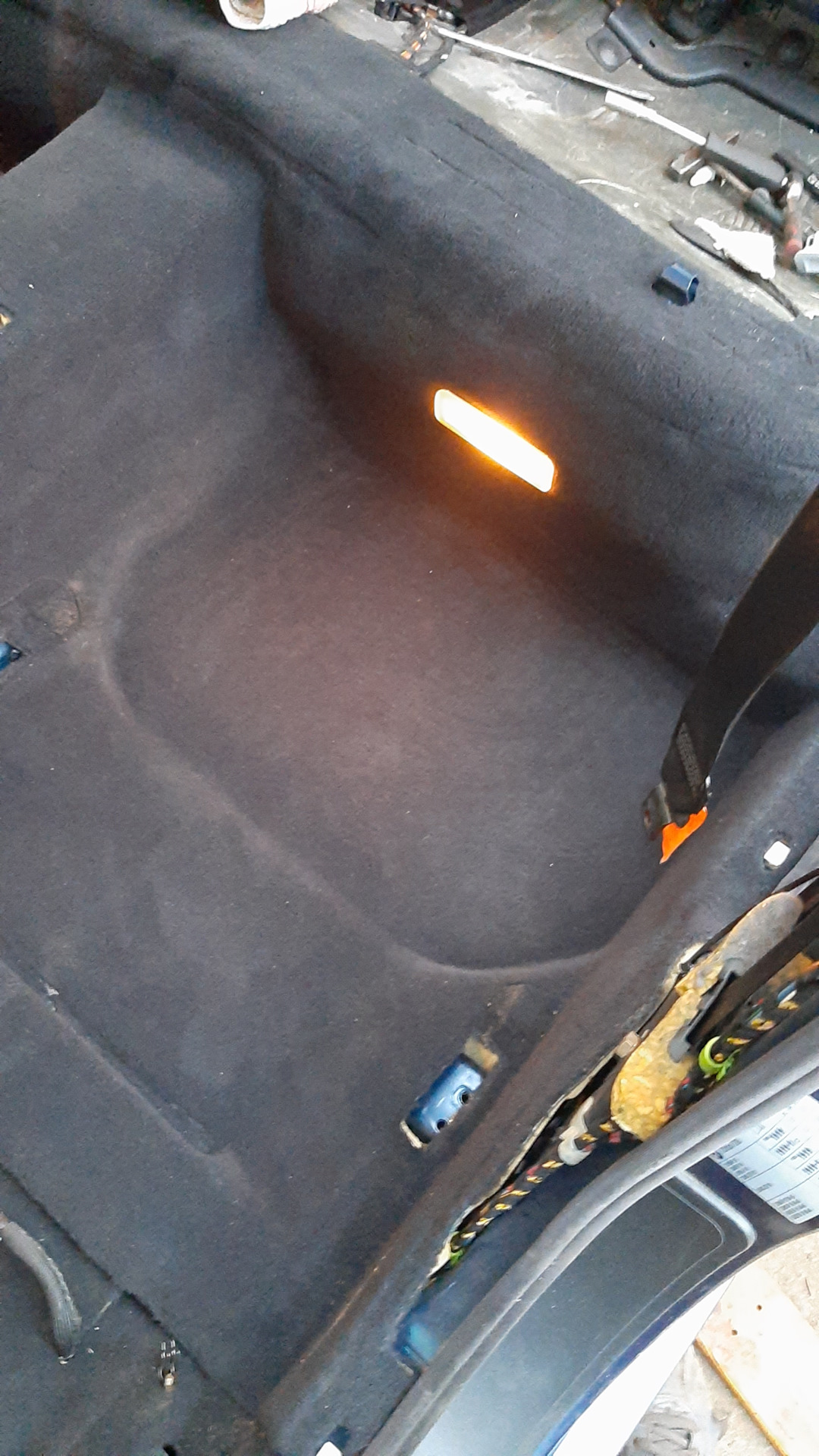 Замена заглушек пола — BMW 7 series (E38), 2,8 л, 1998 года | запчасти ...