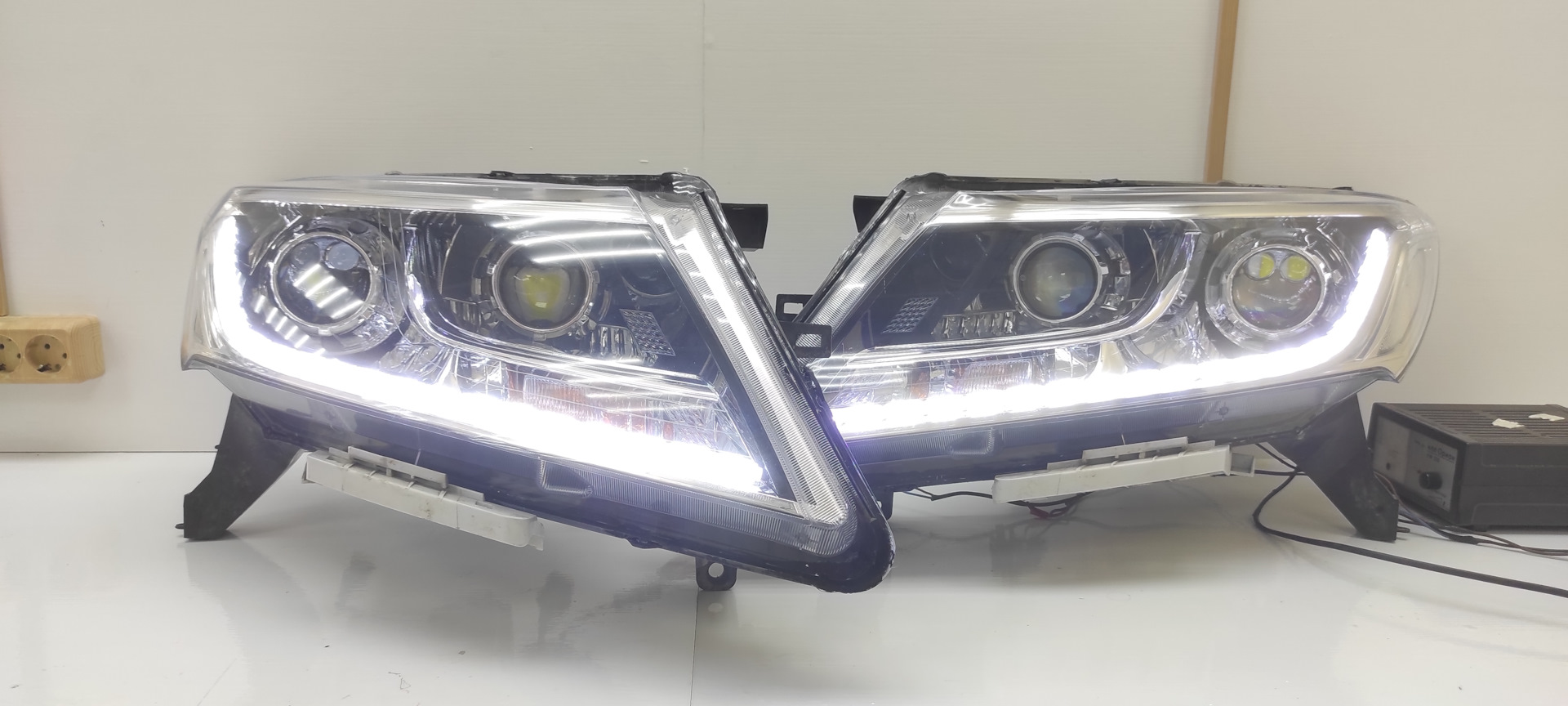 Led фары Nissan Pathfinder R52 от Ledstudio Екатеринбург — Ledstudio на DRIVE2