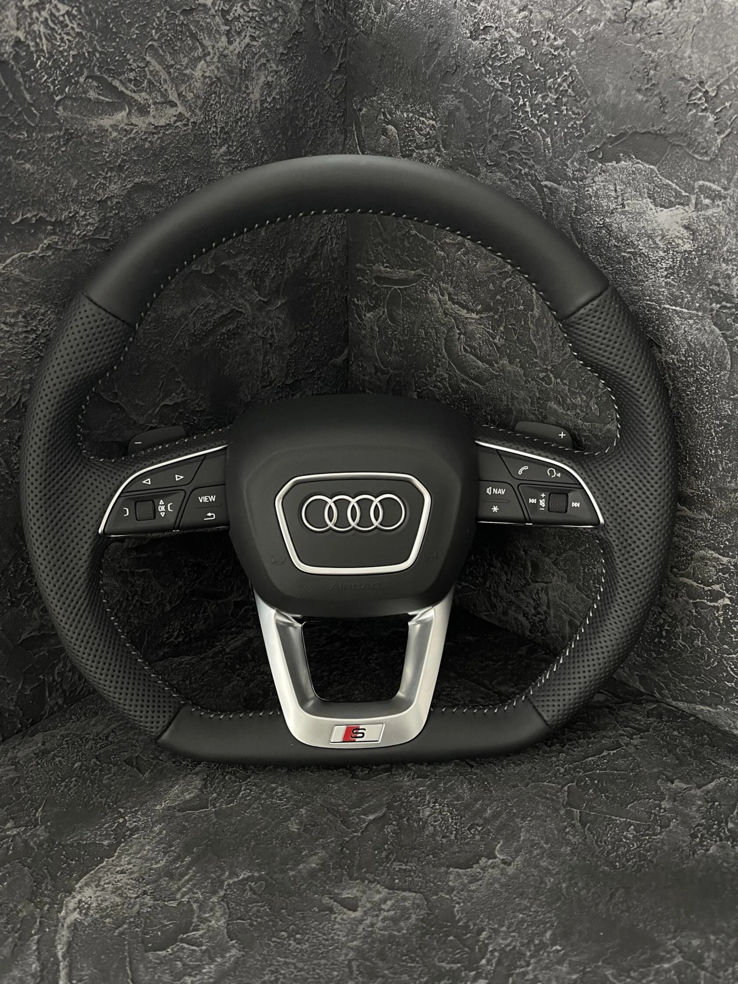 Оригинальные спортивные рули для Audi Q3 / Q5 / Q6 / Q7 / Q8 — VAG TRADE на DRIVE2