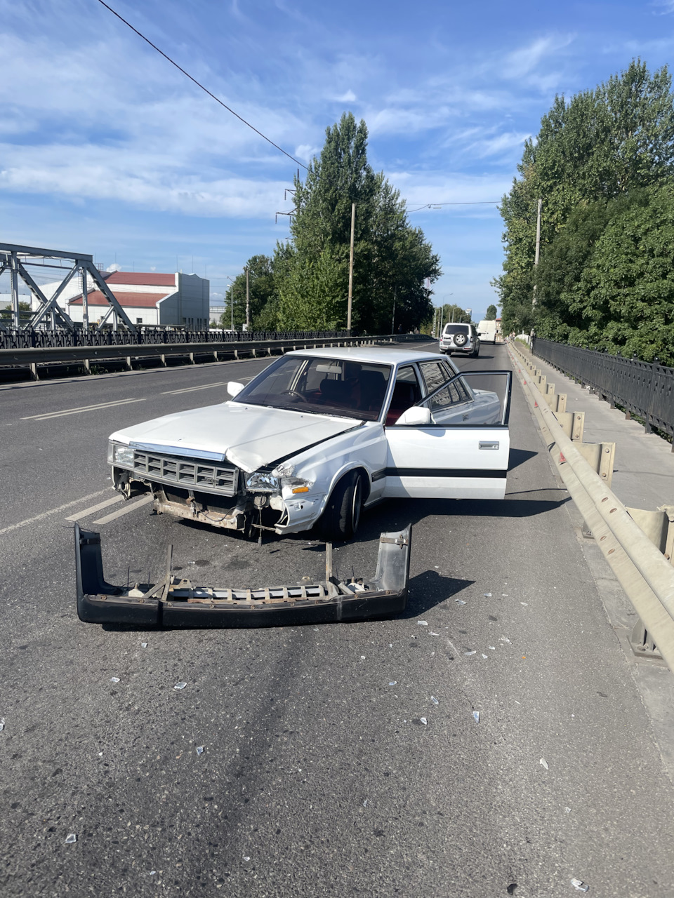 ДТП — Nissan Laurel (C32), 2 л, 1985 года | ДТП | DRIVE2