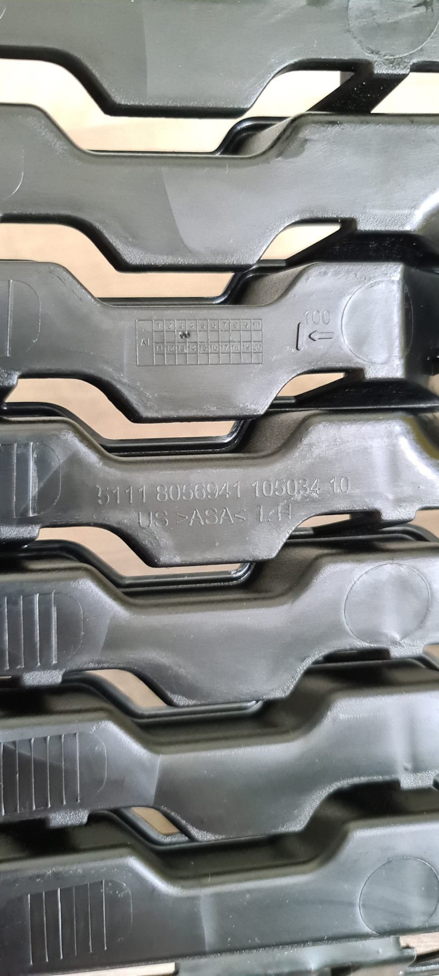 51118056941 Решетка боковая закрытая Л BMW | Запчасти на DRIVE2