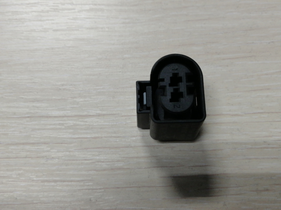 A0185450026 Корпус разъёма электрического Mercedes | Запчасти на DRIVE2