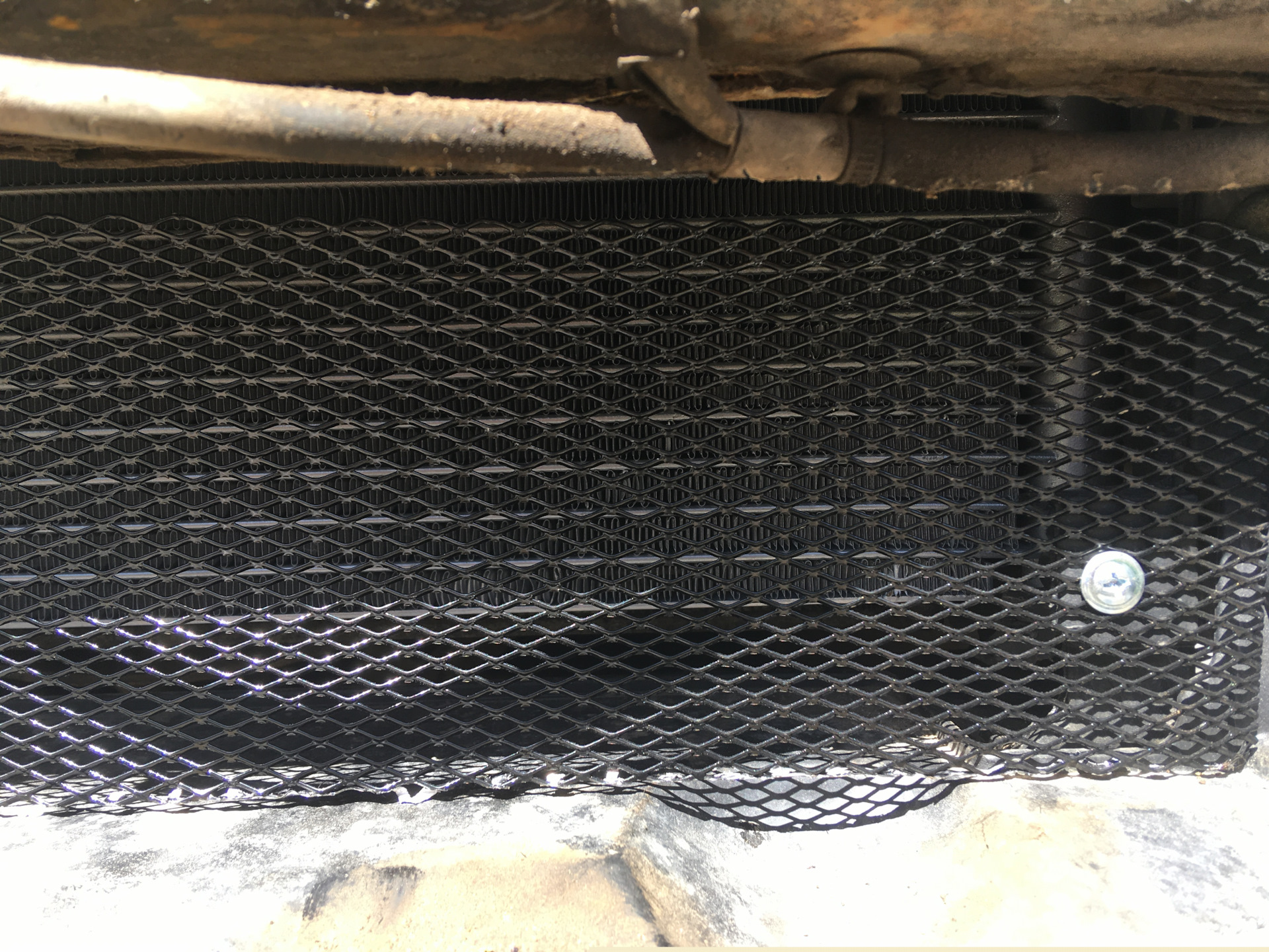 Замена конденсатора (радиатора кондиционера). — Ford Fusion, 1,4 л ...