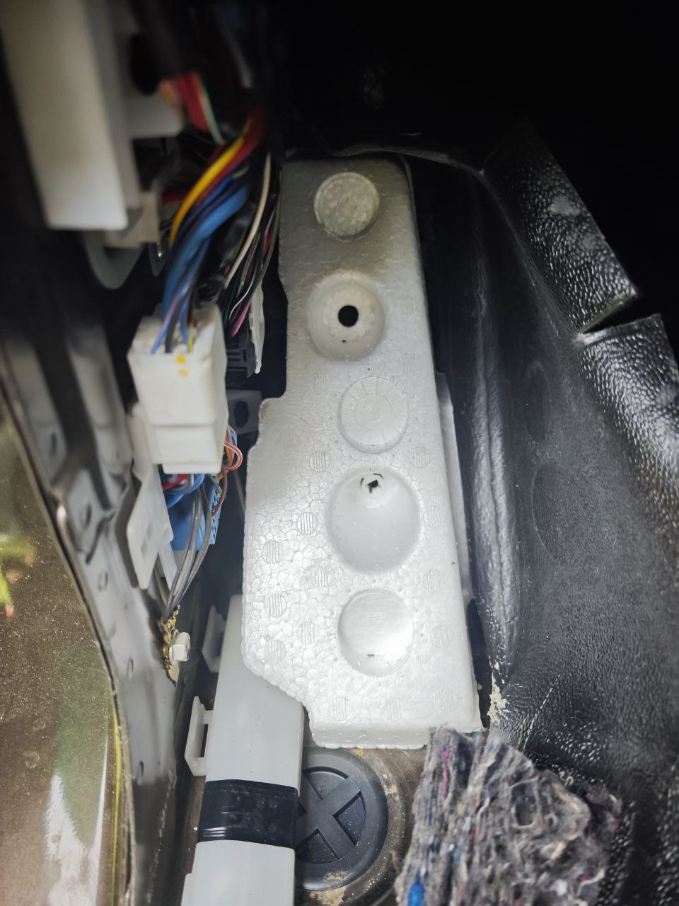 Упор левой ноги — Mitsubishi Pajero (4G), 3 л, 2021 года | аксессуары ...