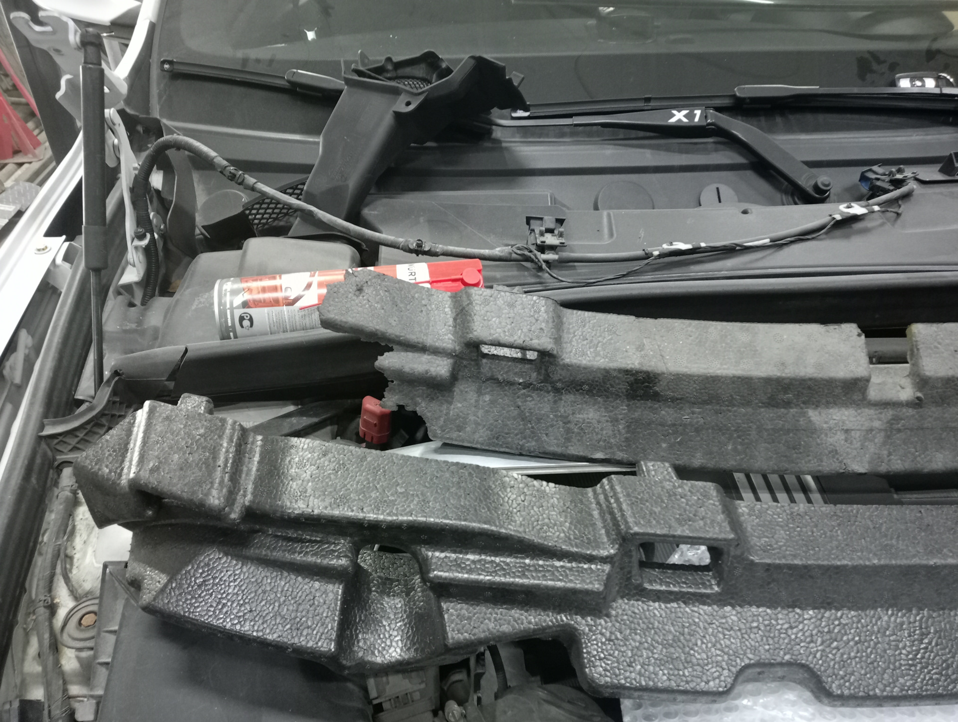 Покраска передка, бампер, крыло левое, капот, дверь левая. — BMW X1 ...