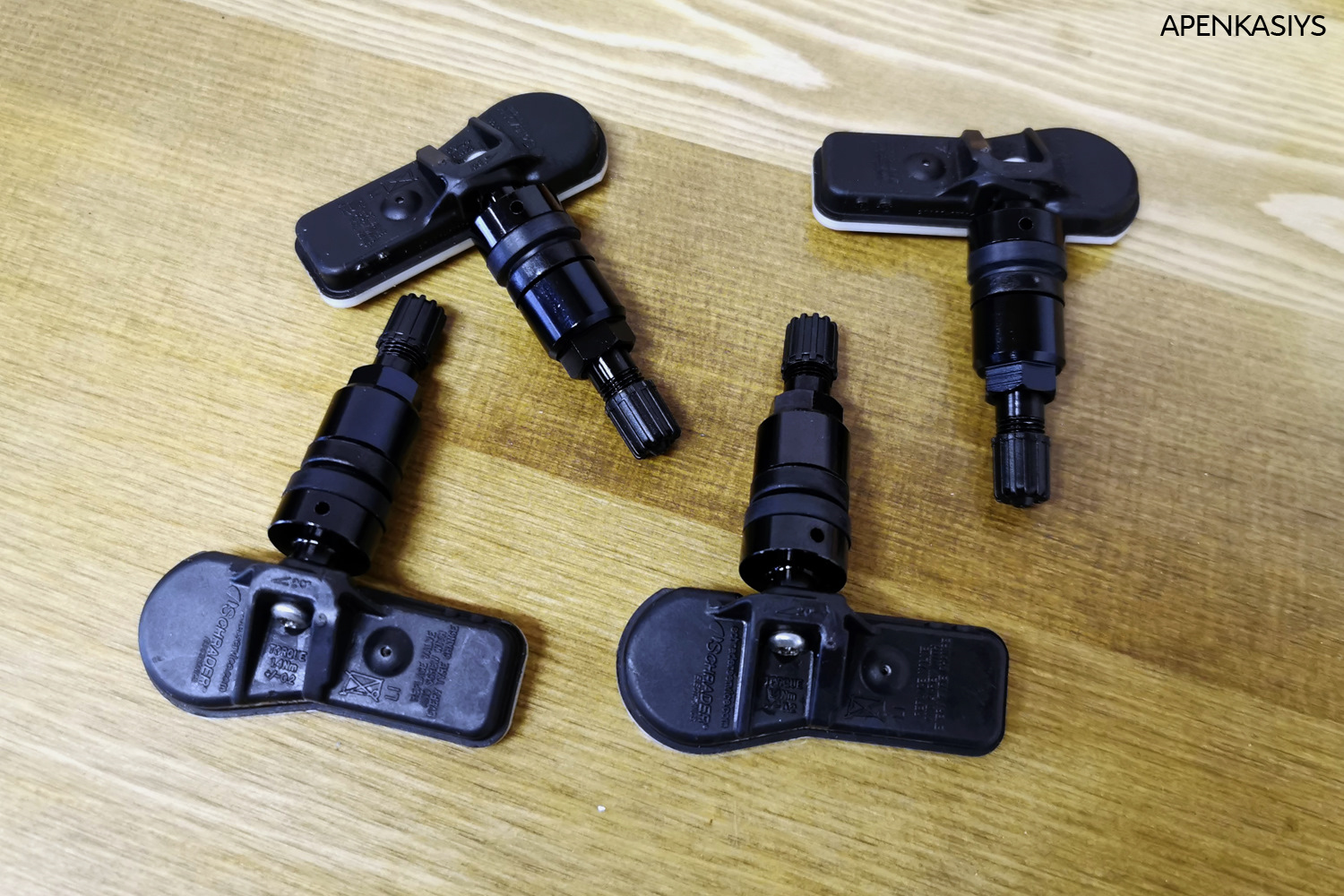 Установка системы прямого контроля давления в шинах или "Прикручиваем ...