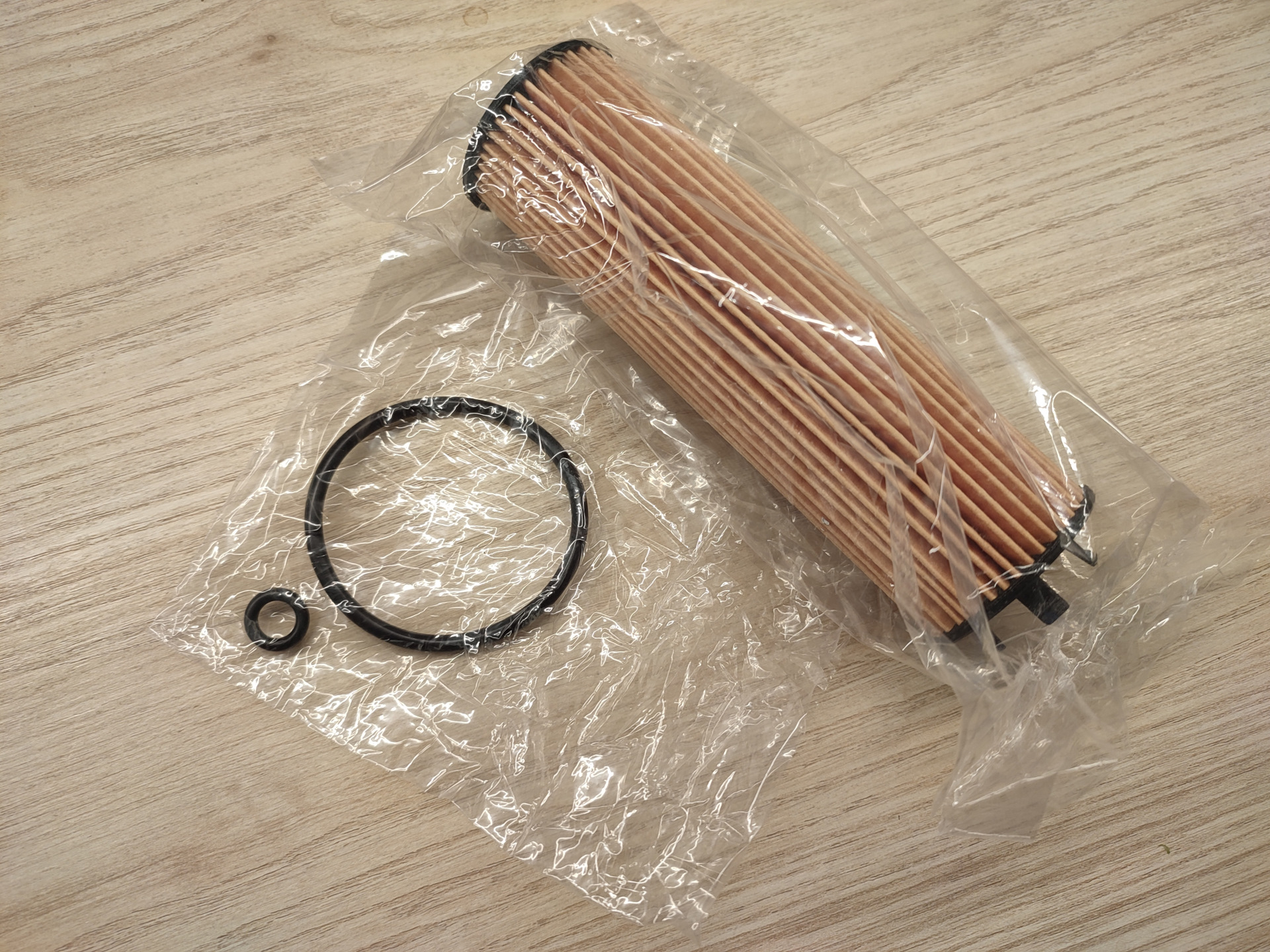 Первая замена масла и фильтров — Volkswagen Passat Variant (B8), 2 л ...