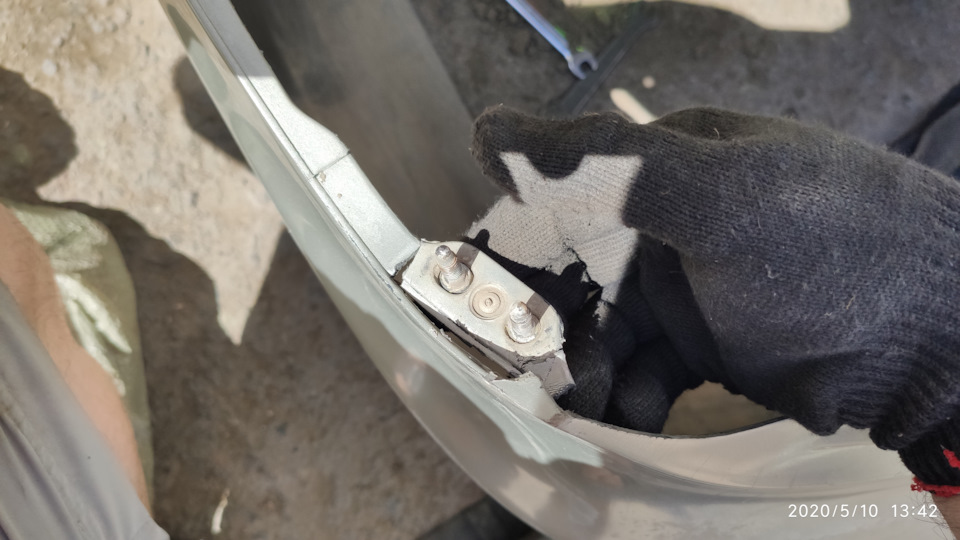 Попытка установить задний бампер на место — Toyota Camry (XV30), 3 л ...